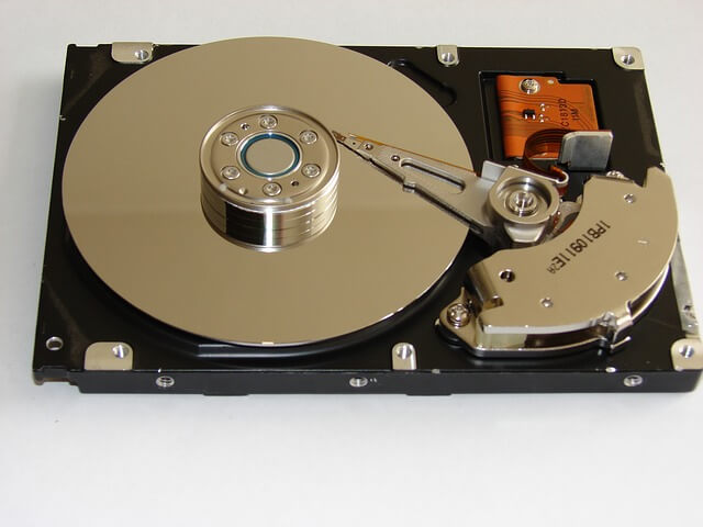 How To Increase Virtualbox Disk Size For Fixed Size Disk - LinuxBabe